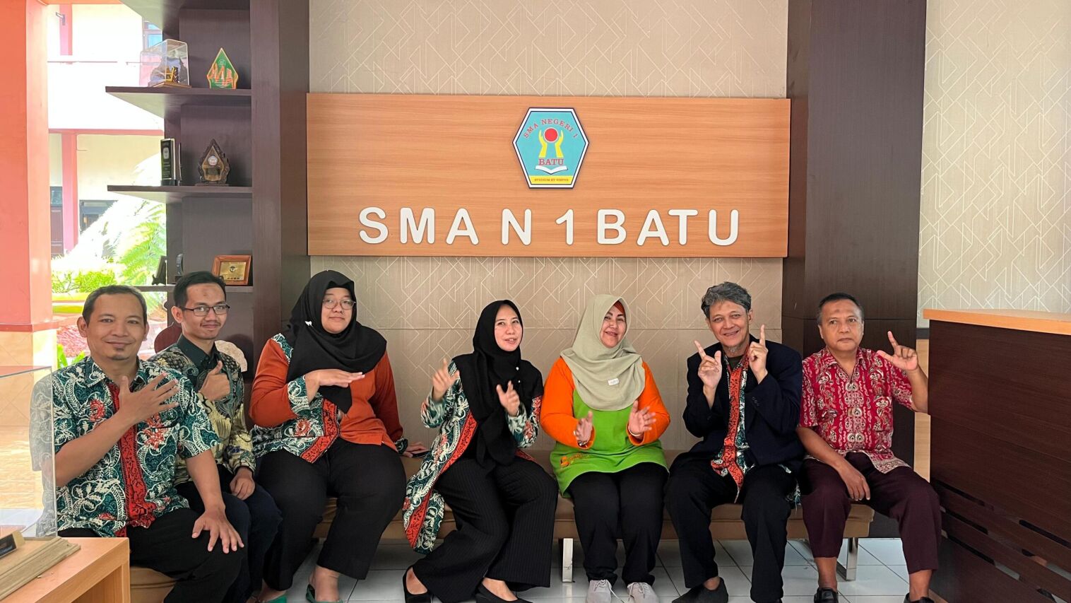 Sosialisasi Branding: Statistika UNAIR Membuka Jalan di SMA Negeri 1 ...